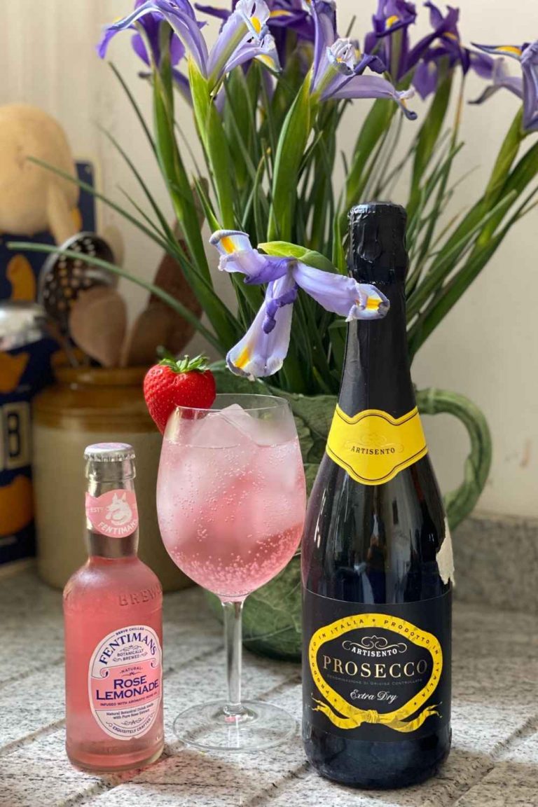 How To Make The Gordon’s Pink Gin Spritz