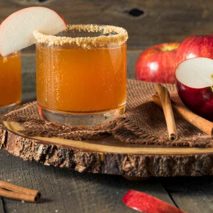 How To Make An Apple Pie Shot